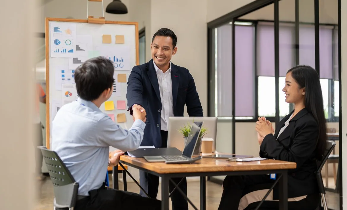 Investors - Knowledge Bridge